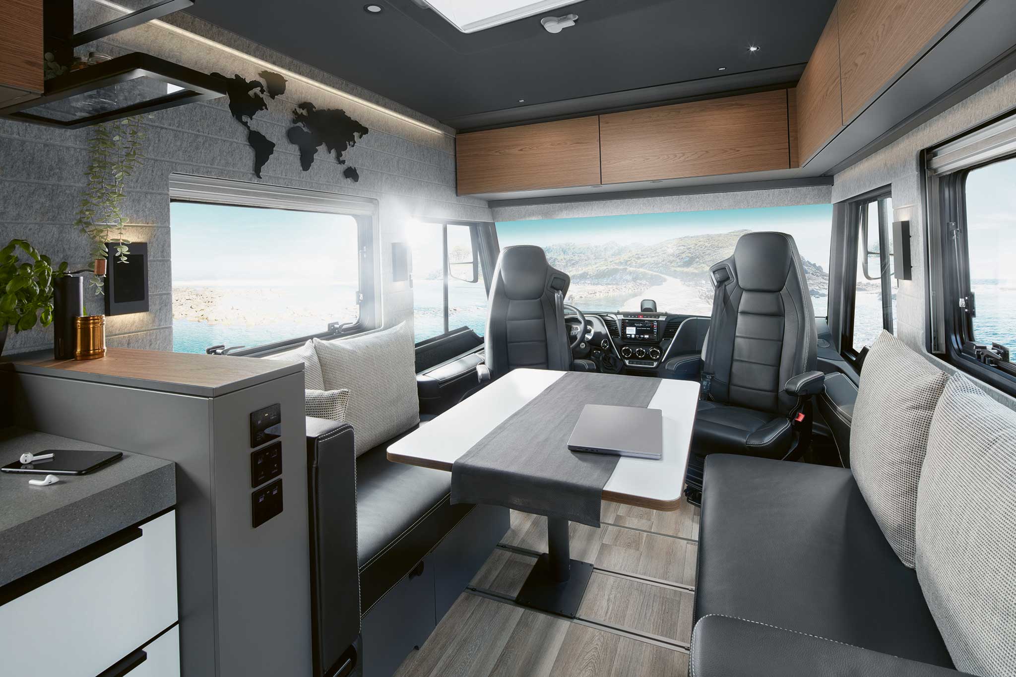 Modern, automotiv und durchdacht – Wohnmobil und Caravan